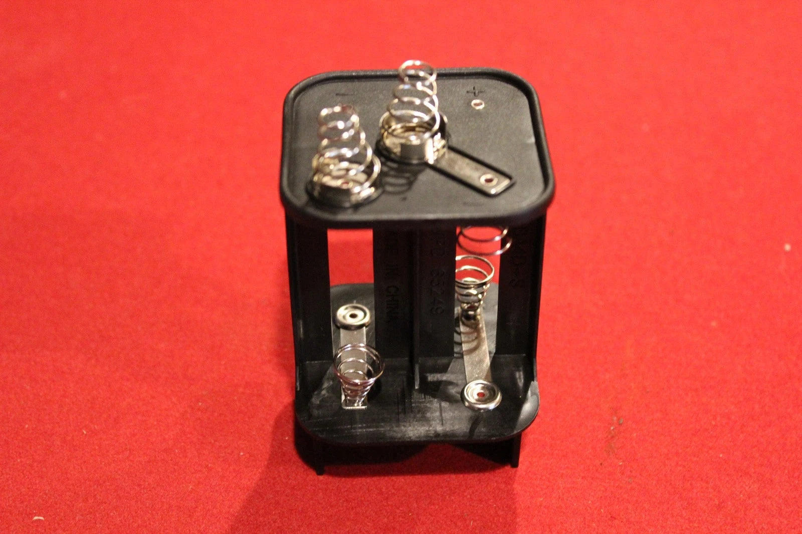 6V Lantern Battery Adapter – Uses 4 D Batteries – TekShack